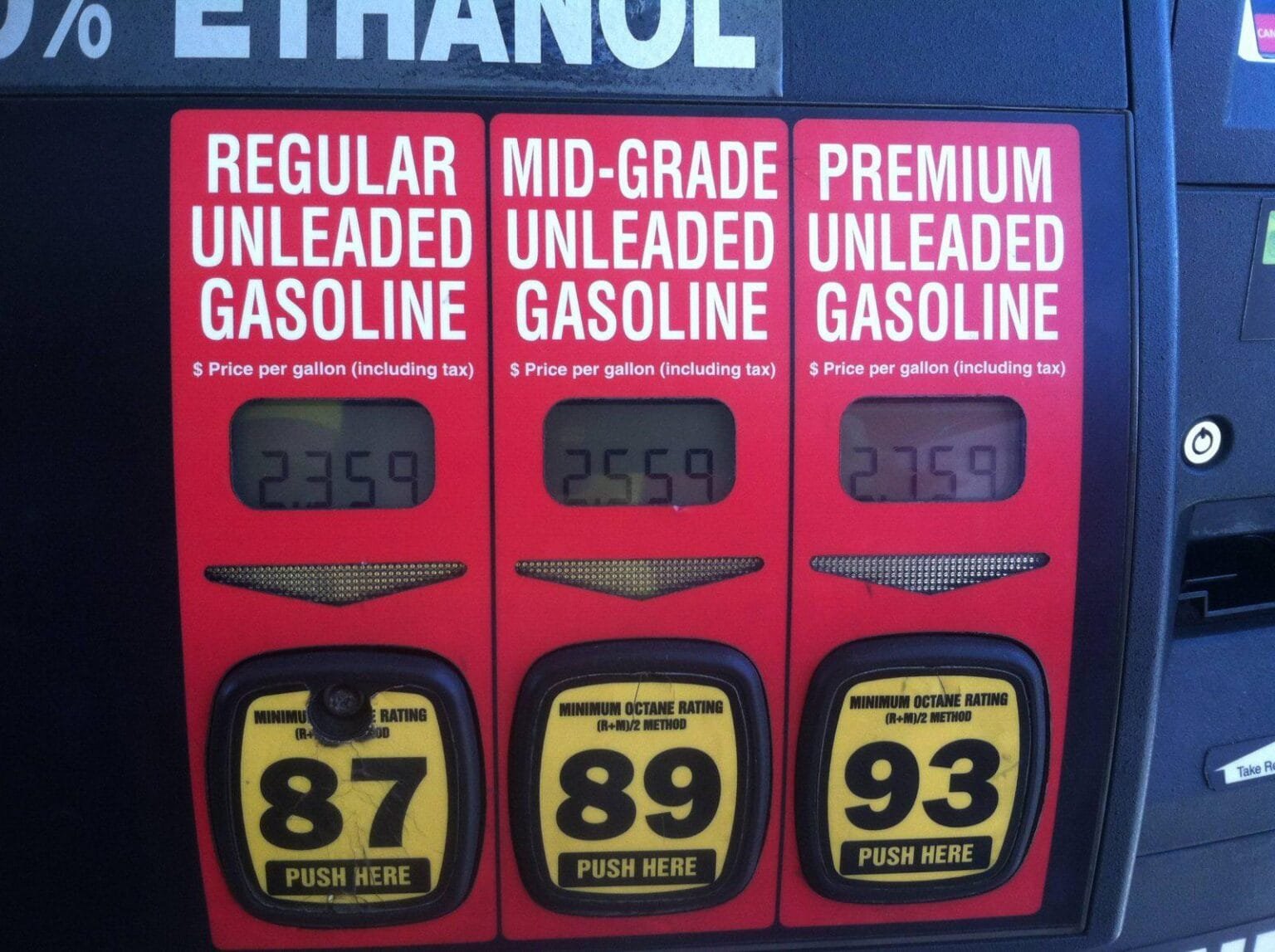 Understanding the Color of Gasoline: A Comprehensive Guide - DriveTech News